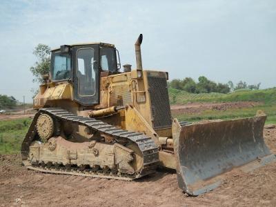 China Year 2006 Used Caterpillar D5H Bulldozer 3304 engine with Original Paint and air condition for sale for sale