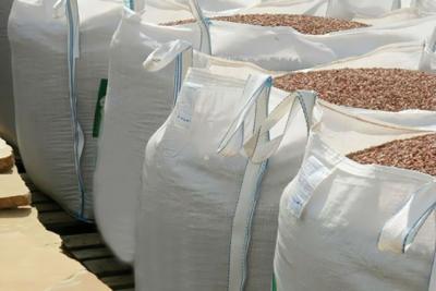 China 2 Tons Dust Proof Bulk PP Woven Big Bag For Construction Concrete Sand for sale