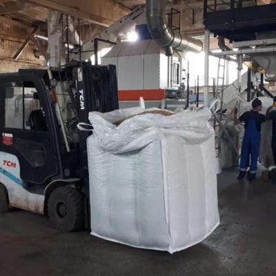Cina 1-2 tons FIBC bulk bag With Baffle Qbag Pp big bags for Packing tapioca corn wheat grain in vendita