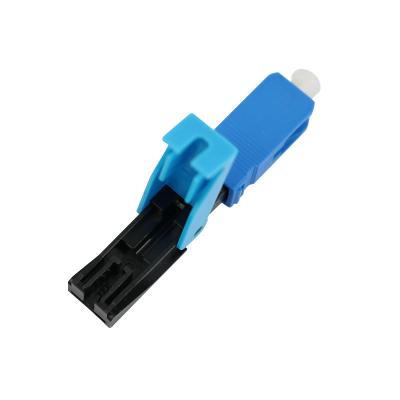 China Alligator clip, push-pull ring, SM, 50mm, for drop cable, vertical input, SC/UPC field installable connector for sale