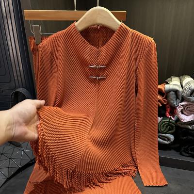 China High end temperament elegant solid color dragon scale pleated loose plus size tassel women's two-piece set for sale