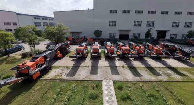 China T/HCapacity móvil de las trituradoras y de los cribadores 150 - 300 del impacto en venta