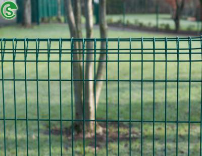 China Powder coated green 6005 welded wire brc mesh decorative frontyard fencing and gate for sale