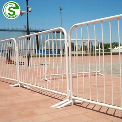 China Temporary interlocking steel barricades black portable special event fence barriers for sale