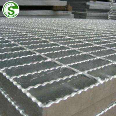 China Serrated hot dipped galvanized steel grating standard weight for sale