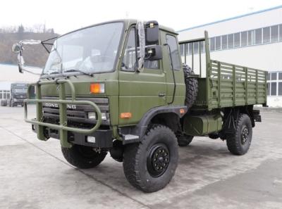 中国 EQ2070 ドンフェン 4 × 4 2.5 トンのディーゼルオフロードトラック 軍事用 販売のため