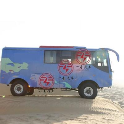 Cina Minibus a cambio manuale 4x4 per 14 passeggeri in condizioni off-road nel deserto in vendita