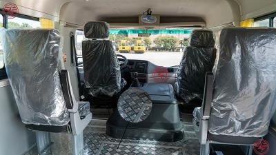 Cina 170 CV Diesel Fuel AWD Coach Bus 10-20 Sedie Off Road Disegno di lusso Chassis opzionale in vendita