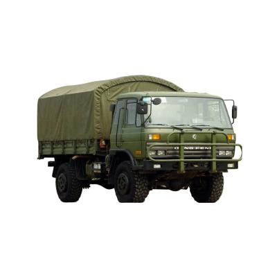 China 190 pk Dieselmotor 4x4 Off Road Drive Personeelsvervoer Vervoervoerder Voertuig Dongfeng EQ2070 Te koop