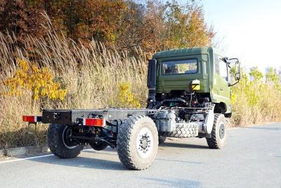 Cina 4X4 6X6 camion di carico fuoristrada per il mercato africano FAW Gearbox 3 passeggeri Cummins Engine in vendita