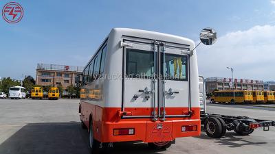 Cina Autobus 4x4 con 20 posti a sedere e con motore diesel AWD Mini Van in vendita