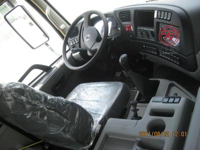 China ESC en normale cruise control uitgerust 4x4 1-10T off-road vrachtwagen van Dongfeng Te koop
