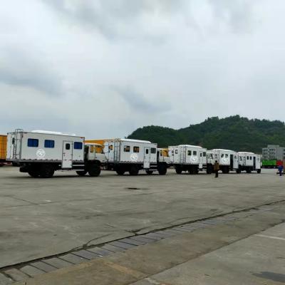Cina Autobus turistico fuoristrada Dongfeng da 30 posti 4X4/6x6 con tipo di carburante diesel e personalizzazione in vendita