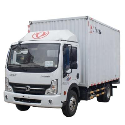 China Touchscreen uitgerust Dongfeng Single Row 4X2 Truck voor levering Te koop