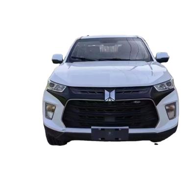 Cina Pickup a motore diesel a quattro ruote con serbatoio di carico ≤ 4,2 m di lunghezza e opzioni di colori multipli in vendita