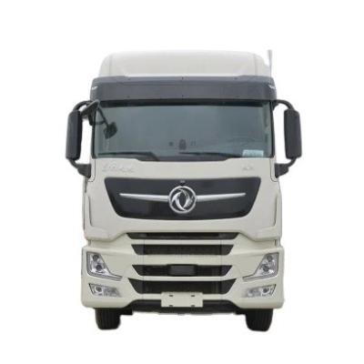 中国 ドンフェン 520hp 33トンの牽引能力 トラクター トラック クリーンエネルギー ディーゼル 6560x2524x3680mm 販売のため