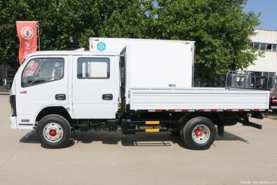 China 4X2 ou 4x4 Dongfeng Pickup Cargo Van com motor Cummins e 6 número de mudança para a frente à venda