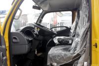 China Customized 4x4 Cargo Truck Van with 1 Reverse Shift Number for sale