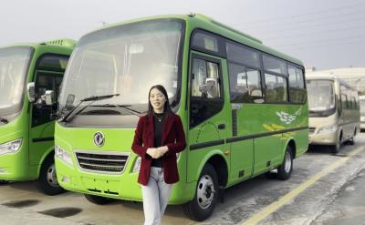Cina Autobus della città di Dongfeng 19 posti Minibus Motore diesel Autobus con 6 ruote e passo 3300 mm in vendita