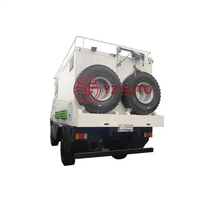 Cina Tipo di guida 4x4 Off Road RV Motorhome con capacità del motore di 6L e accessori per tendine in vendita