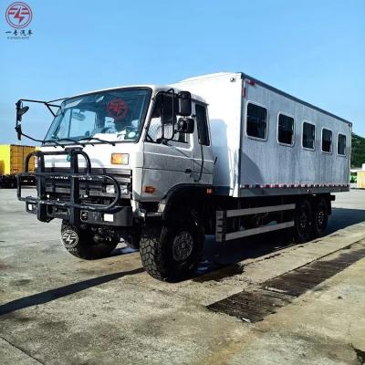 Cina 4x4 Capacità del motore 6 8L Off Road Rvs Motorhome Passenger Bus con accessori di telone in vendita