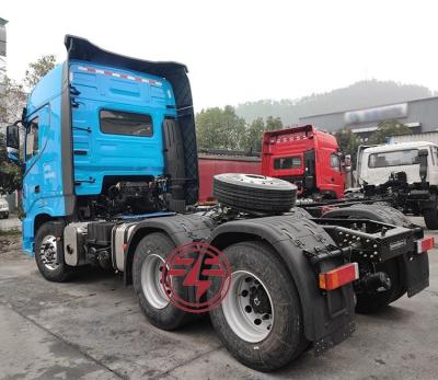 Cina 10 12 velocità automatica Cummins camion trattore per rapido e trasporto Daf 6x4 Modello in vendita