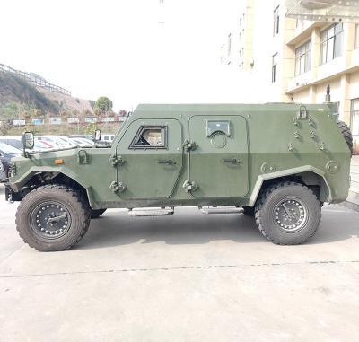 Cina Torsione massima Nm 200-300Nm Dongfeng Brave Warriors AWD SUV 4x4 con fotocamera LED 2020 in vendita
