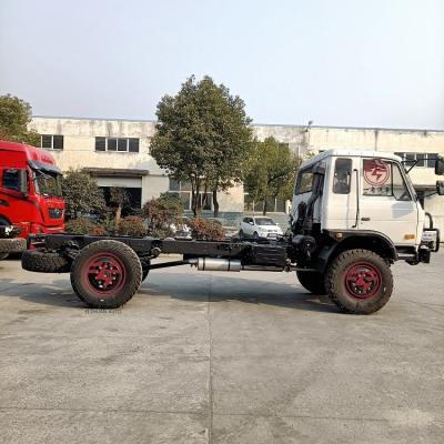 Cina Chassis di camion da 4x4 a 5 tonnellate pronto per il fuoristrada con dimensioni di serbatoio di carico 4200 e costruzione durevole in vendita