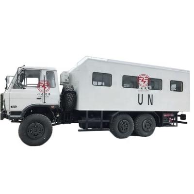 Cina Autobus ad alta capacità da 1 a 10 tonnellate 4x4 6x6 in Africa con 20-30 posti e capacità fuoristrada in vendita