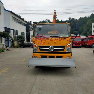 Cina Escavatore montato su camion Dongfeng Mini con capacità di auto-dumping e ruota motrice 4X2 in vendita