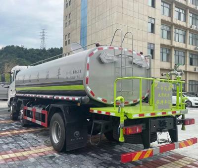 Cina 10/12/15/18 CBM Euro 4 Diesel Cisterna municipale di stoccaggio dell'acqua con 8 ruote in vendita