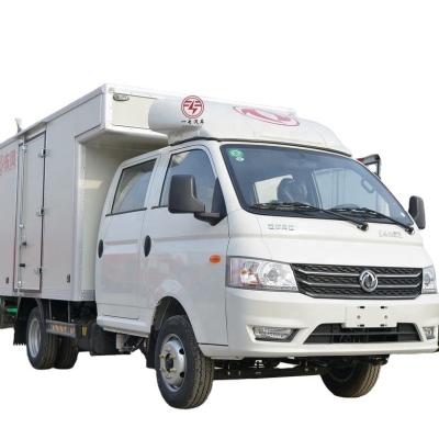 Cina 1-5 tonnellate Mini Diesel Cargo Truck Yuchai Euro 4 manuale di sterzo sinistro piano/luce/cacca 4x2 in vendita