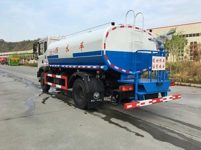 Cina 10 cbm Cannon di nebbia multifunzionale Camione cisterna dell'acqua 4X2 Carburante diesel usato ad alta capacità in vendita