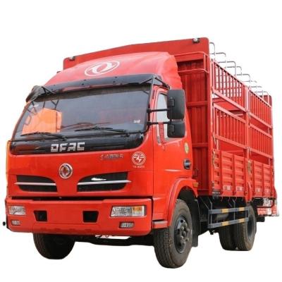 Cina 8 cilindri Diesel Fuel Fence Furgoni per il trasporto di animali in vendita