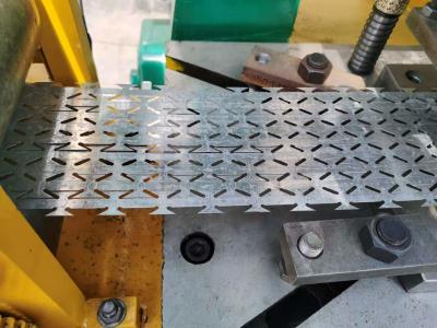 中国 1.1kw刑務所の防衛2000mmかみそりの有刺鉄線機械 販売のため