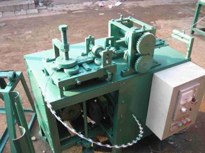 China Máquina do arame farpado da lâmina do CBT 60 CBT 65 da defesa da prisão do CNC à venda