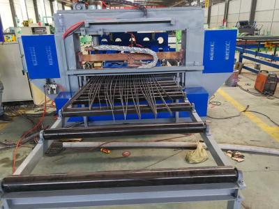 China Water Cooling 8mm Semi Automatic Welding Machine , Wire Mesh Spot Welding Machine for sale