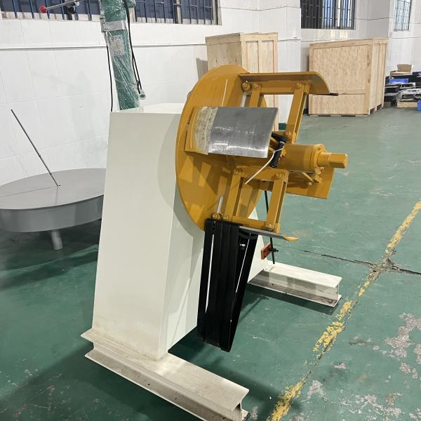 Quality MT-F Heavy Duty Uncoiler Machine With Manual Hydraulic Expansion Spindle for sale