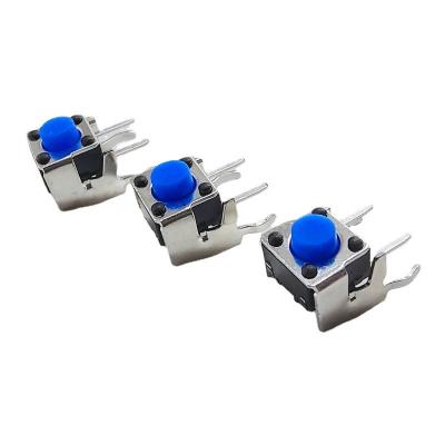 Cina Commutatore blu 2Pins 6x6 di tatto del pulsante del silicone laterale ad angolo retto con il sostegno del metallo in vendita