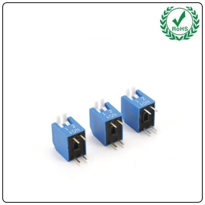 China DS het type van reeks1a 50v dia rode plastic schakelaar van de spdtonderdompeling 2.54mm 3 kopers Te koop