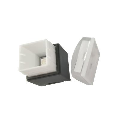 中国 15x15mm RGB SPSTはキオスクのための押しボタンスイッチを照らした 販売のため