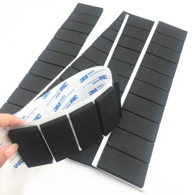 Cina Guarnizioni taglianti del nastro/spugna del neoprene con la schiuma adesiva acrilica del CR in vendita