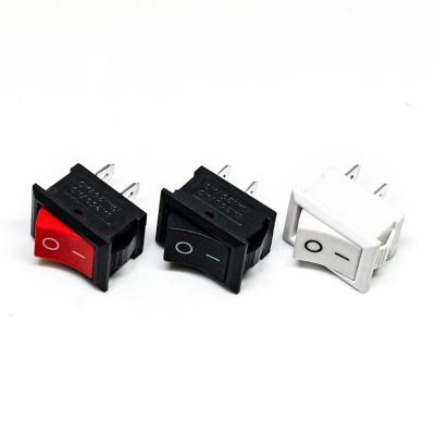 中国 車のトラックのための円形/正方形のロッカーのボート スイッチのロットSPST 6PIN 販売のため