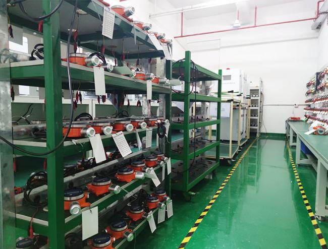 High temperature oxygen detector
