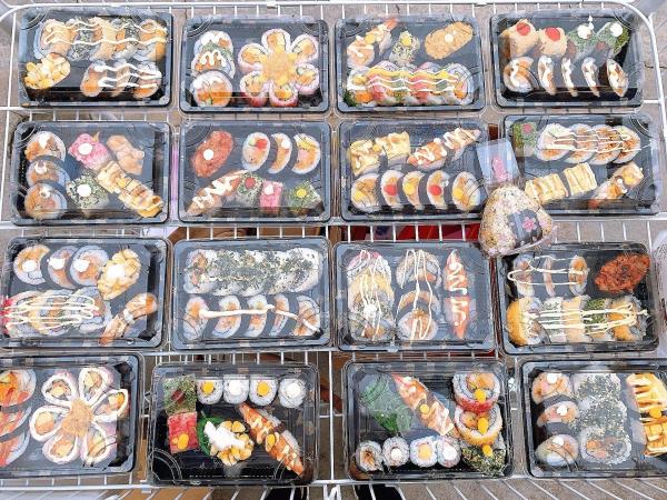 Quality Sushi Box with Lid Box Wholesale Custom for sale