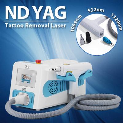 China Laser-Tätowierungs-Abbau-Gerät ISO-Impuls-6ns 1064Nm 532Nm zu verkaufen