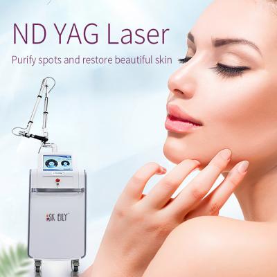 Cina Macchina multifunzionale di bellezza del laser del ND Yag del diodo per rimozione del tatuaggio in vendita