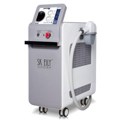 中国 808Nmダイオード レーザーの毛および入れ墨の取り外し機械600W 販売のため