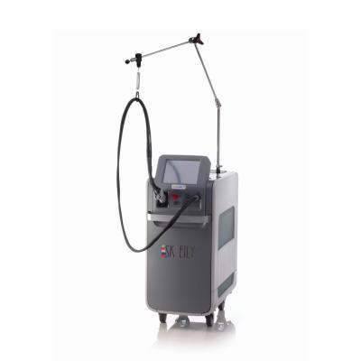 Cina Macchina di depilazione del laser di AC220V 10A 1064nm 755nm in vendita