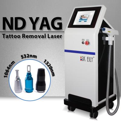 Cina 8ns macchina di rimozione della cicatrice del laser del ND Yag per rimozione del tatuaggio in vendita